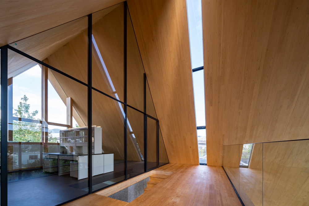 第25回木材活用コンクール 優秀賞 （公財）日本住宅・木材技術 センター理事長賞「Ueta LABO」 | 第29回木材活用コンクール